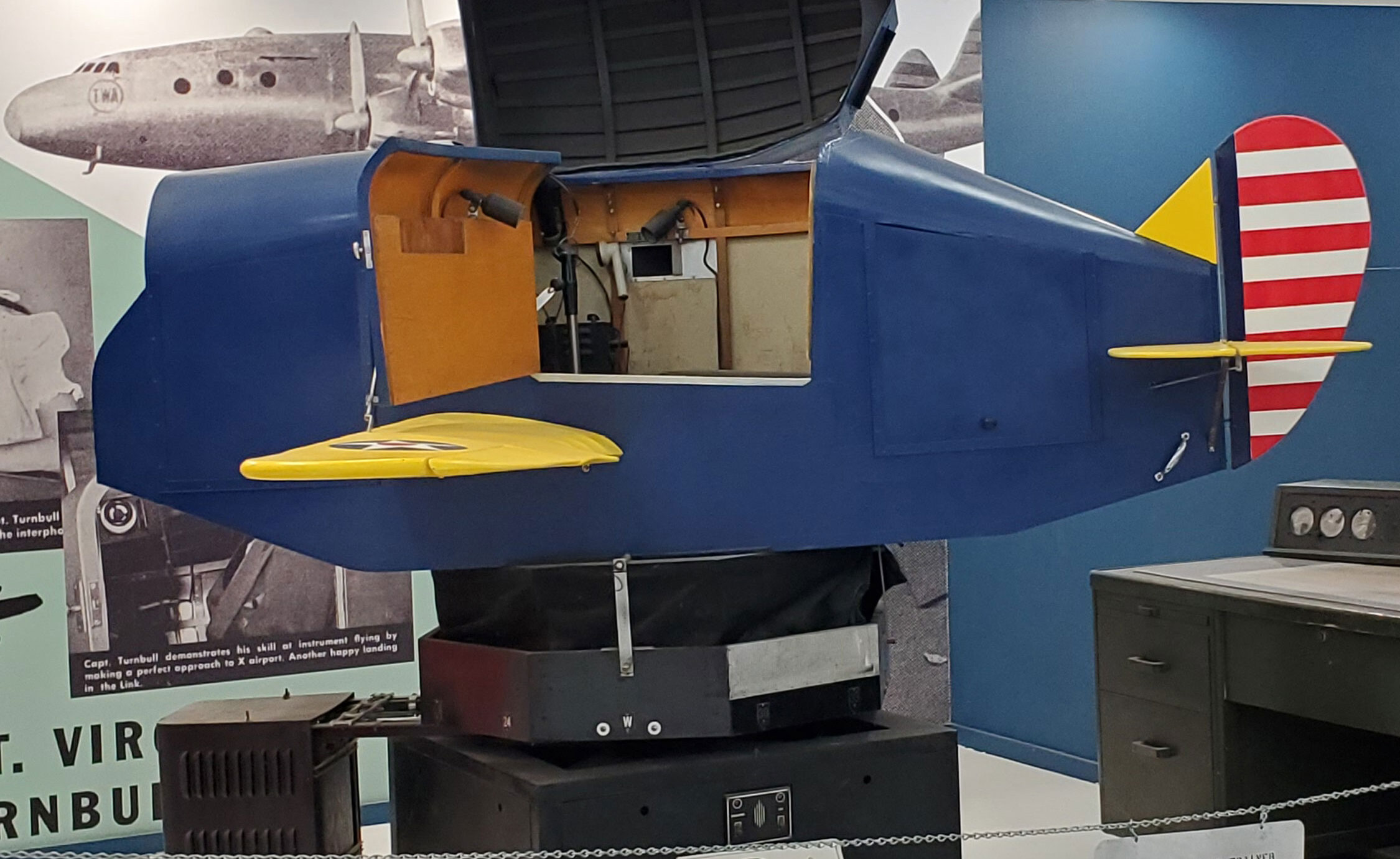 Link Trainer | Wings Over the Rockies Air & Space Museum